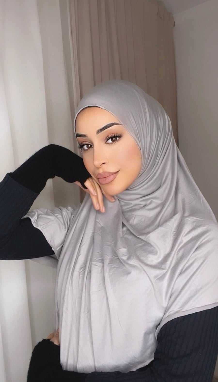 Mabaya - Elegante Abayas, Hijabs, Kimonos & Accessories